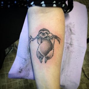 Sloth Tattoo Ideas For Those Who Take Things Slow (⊙ω⊙)