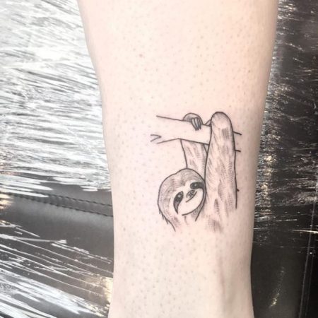 Sloth Tattoo Ideas For Those Who Take Things Slow (⊙ω⊙)