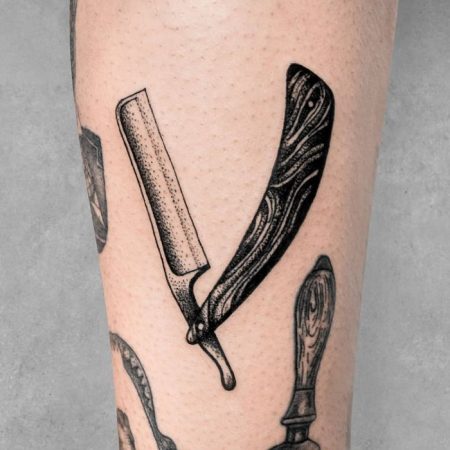 70 Sharp Straight Razor Tattoos Perfect For Barbers 🪒