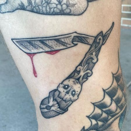 70 Sharp Straight Razor Tattoos Perfect For Barbers 🪒